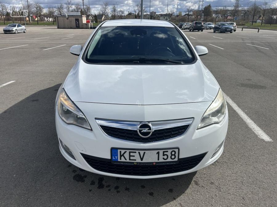 Opel Astra 2010 Šauļi, ar dzinēja tilpumu 1.20 L un nobraukumu 226 tūkst. km par 2850 €, foto 7 vietnē AUTOMOTO.COM.LV