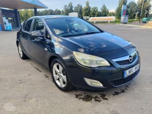 Opel Astra 2010 Šauļi, ar dzinēja tilpumu 1.70 L un nobraukumu 300 tūkst. km par 1500 €, foto 5 vietnē AUTOMOTO.COM.LV