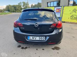 Opel Astra 2010 Šauļi, ar dzinēja tilpumu 1.70 L un nobraukumu 300 tūkst. km par 1500 €, foto 7 vietnē AUTOMOTO.COM.LV