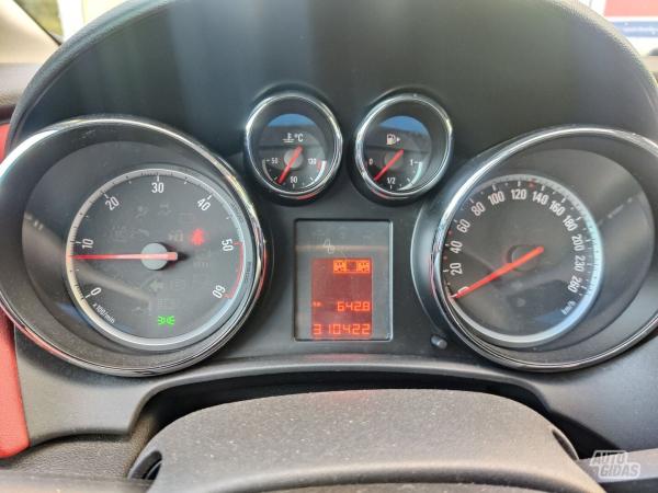 Opel Astra 2010 Šauļi, ar dzinēja tilpumu 1.70 L un nobraukumu 300 tūkst. km par 1500 €, foto 10 vietnē AUTOMOTO.COM.LV