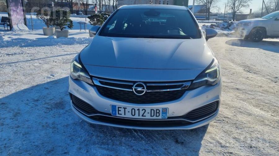 Opel Astra 2017 in Jelgava, with an engine capacity of 1.60 L and mileage of 147 thousand km for 7900 €, photo 1 on AUTOMOTO.COM.LV