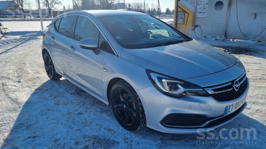 Opel Astra 2017 in Jelgava, with an engine capacity of 1.60 L and mileage of 147 thousand km for 7900 €, photo 4 on AUTOMOTO.COM.LV