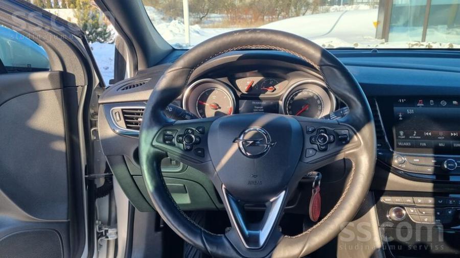 Opel Astra 2017 in Jelgava, with an engine capacity of 1.60 L and mileage of 147 thousand km for 7900 €, photo 7 on AUTOMOTO.COM.LV