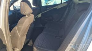 Opel Astra 2017 in Jelgava, with an engine capacity of 1.60 L and mileage of 147 thousand km for 7900 €, photo 13 on AUTOMOTO.COM.LV