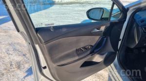 Opel Astra 2017 in Jelgava, with an engine capacity of 1.60 L and mileage of 147 thousand km for 7900 €, photo 14 on AUTOMOTO.COM.LV