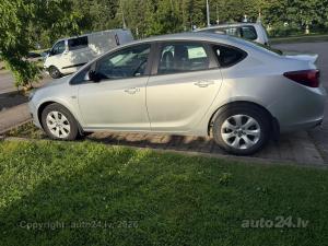 Opel Astra 2018 Tallina, ar dzinēja tilpumu 1.40 L un nobraukumu 91 tūkst. km par 9500 €, foto 5 vietnē AUTOMOTO.COM.LV