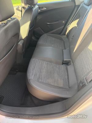 Opel Astra 2018 Tallina, ar dzinēja tilpumu 1.40 L un nobraukumu 91 tūkst. km par 9500 €, foto 7 vietnē AUTOMOTO.COM.LV