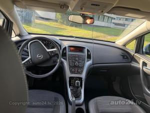 Opel Astra 2018 Tallina, ar dzinēja tilpumu 1.40 L un nobraukumu 91 tūkst. km par 9500 €, foto 8 vietnē AUTOMOTO.COM.LV