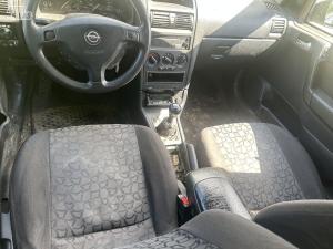 Opel Astra 2000 in Varena, with an engine capacity of 2.00 L and mileage of 300 thousand km for 440 €, photo 3 on AUTOMOTO.COM.LV