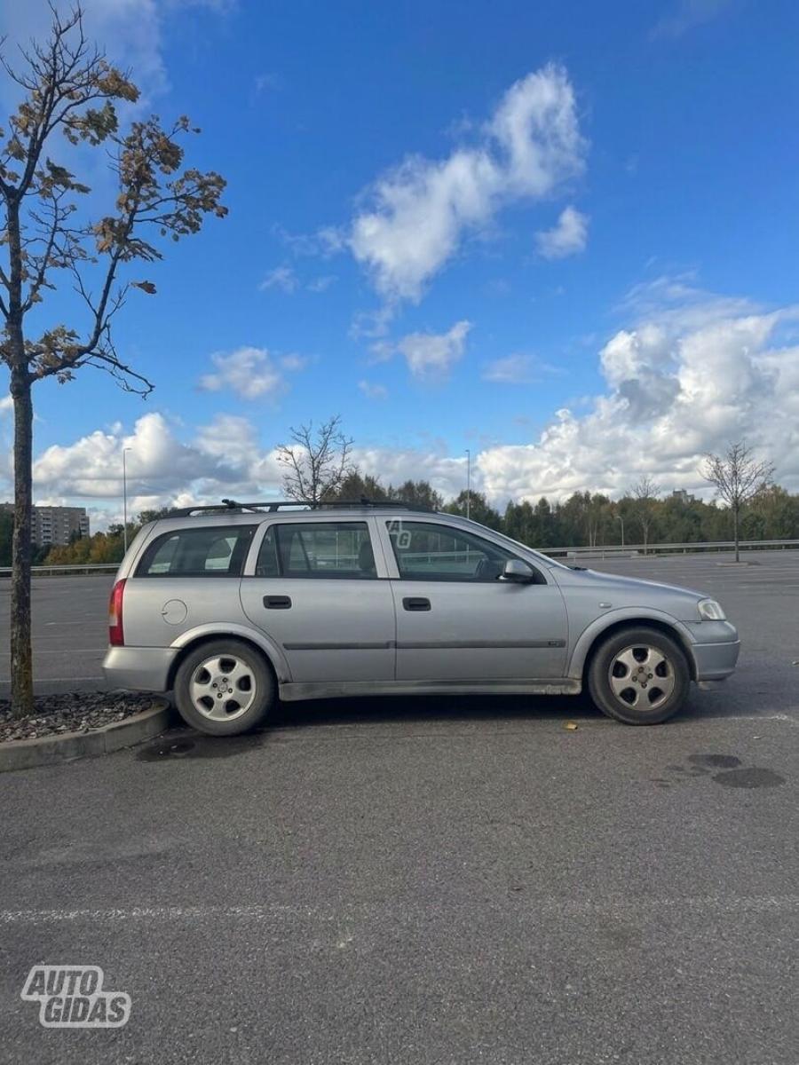 Opel Astra 2000 in Vilnius, with an engine capacity of 1.60 L and mileage of 299 thousand km for 790 €, photo 3 on AUTOMOTO.COM.LV