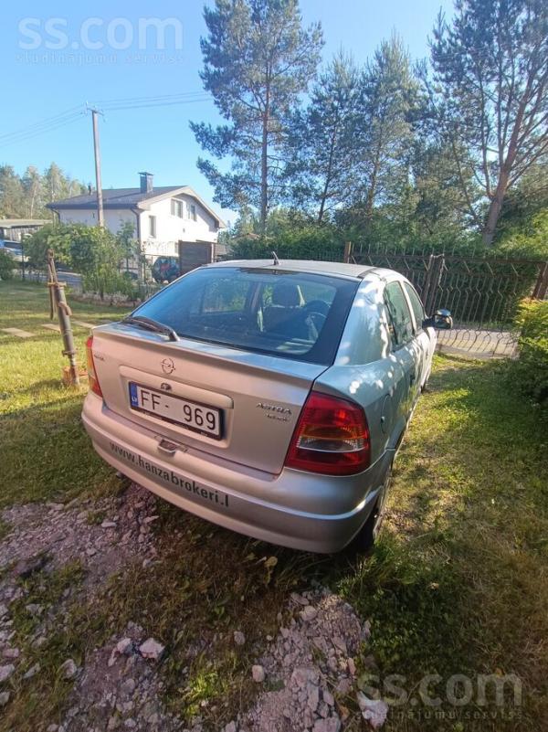 Opel Astra 2001 in Riga, with an engine capacity of 1.60 L and mileage of 245 thousand km for 800 €, photo 3 on AUTOMOTO.COM.LV