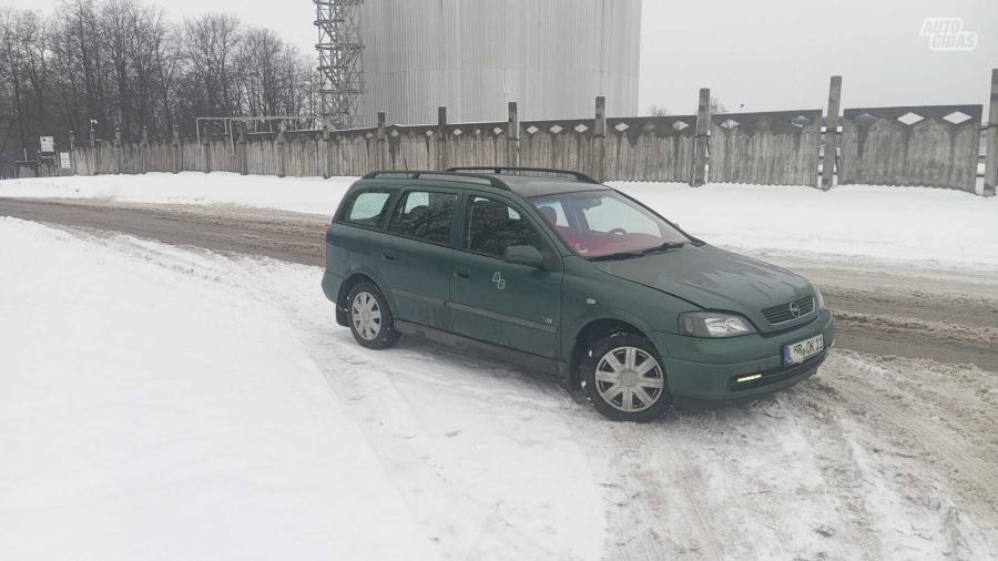 Opel Astra 2003 in Marijampole, with an engine capacity of 1.60 L and mileage of 200 thousand km for 899 €, photo 1 on AUTOMOTO.COM.LV
