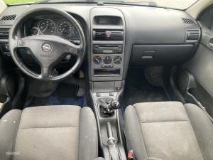 Opel Astra 2003 in Tallinn, with an engine capacity of 2.00 L and mileage of 300 thousand km for 699 €, photo 9 on AUTOMOTO.COM.LV