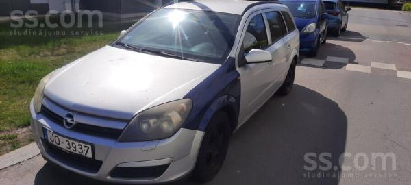 Opel Astra 2004 in Liepaja, with an engine capacity of 1.70 L and mileage of 234 thousand km for 650 €, photo 3 on AUTOMOTO.COM.LV