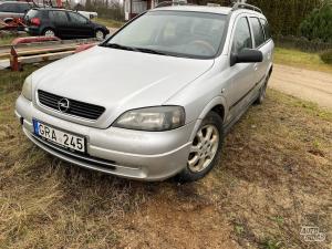 Opel Astra 2004 in Vilnius, with an engine capacity of 2.00 L and mileage of 332 thousand km for 270 €, photo  on AUTOMOTO.COM.LV