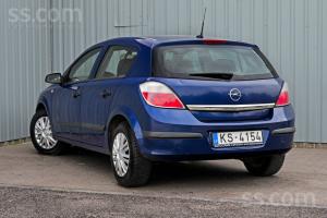 Opel Astra 2004 in Ogre, with an engine capacity of 1.80 L and mileage of 174 thousand km for 1700 €, photo 4 on AUTOMOTO.COM.LV