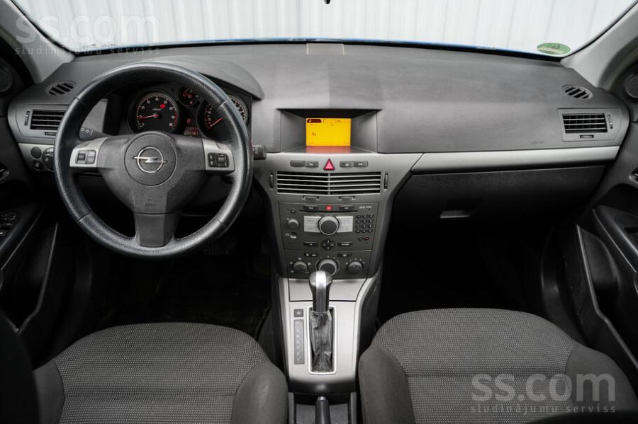 Opel Astra 2004 in Ogre, with an engine capacity of 1.80 L and mileage of 174 thousand km for 1700 €, photo 10 on AUTOMOTO.COM.LV