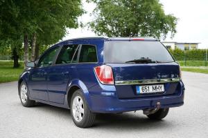 Opel Astra 2004 in Tallinn, with an engine capacity of 1.70 L and mileage of 229 thousand km for 999 €, photo 4 on AUTOMOTO.COM.LV
