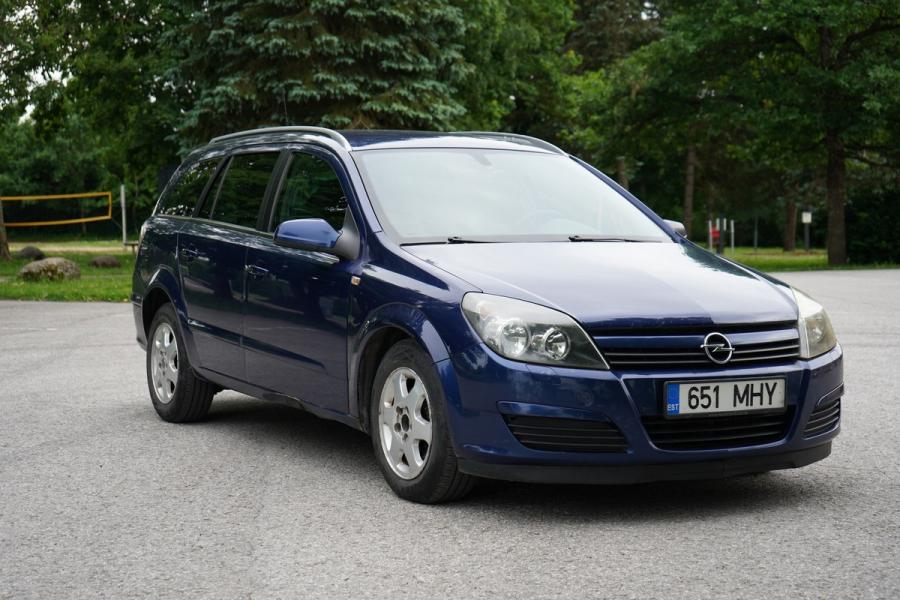 Opel Astra 2004 in Tallinn, with an engine capacity of 1.70 L and mileage of 229 thousand km for 999 €, photo 17 on AUTOMOTO.COM.LV