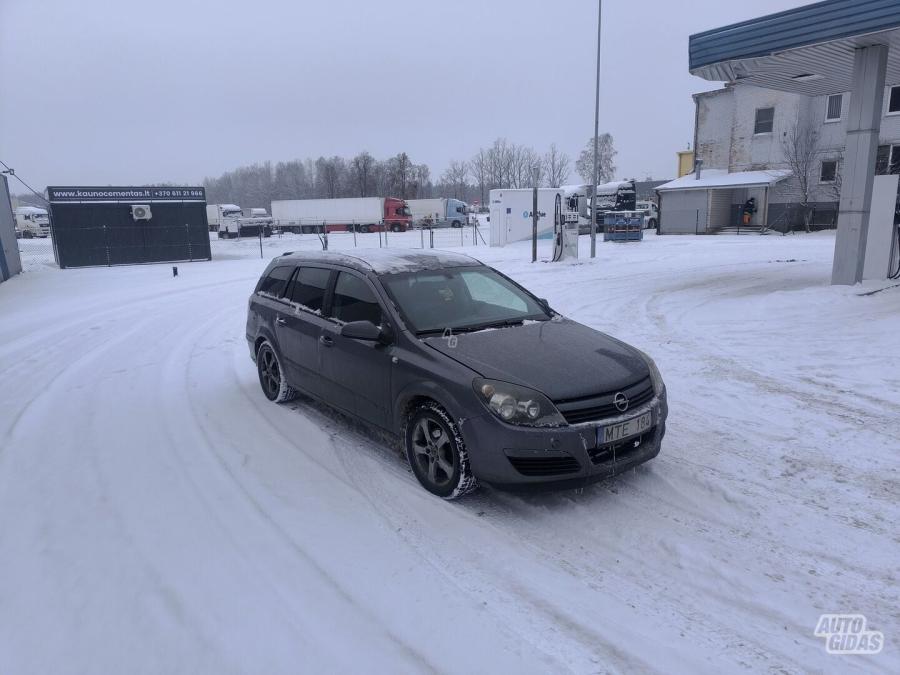 Opel Astra 2005 in Kaunas, with an engine capacity of 1.80 L and mileage of 300 thousand km for 999 €, photo 1 on AUTOMOTO.COM.LV