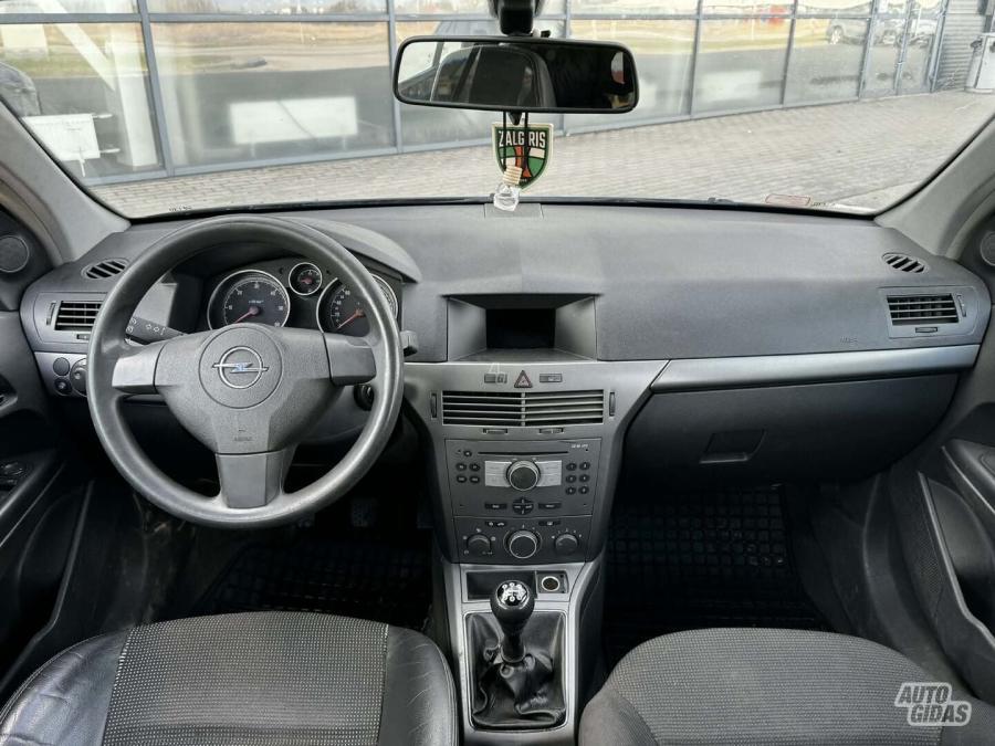 Opel Astra 2005 Panevēža, ar dzinēja tilpumu 1.70 L un nobraukumu 343 tūkst. km par 840 €, foto 3 vietnē AUTOMOTO.COM.LV