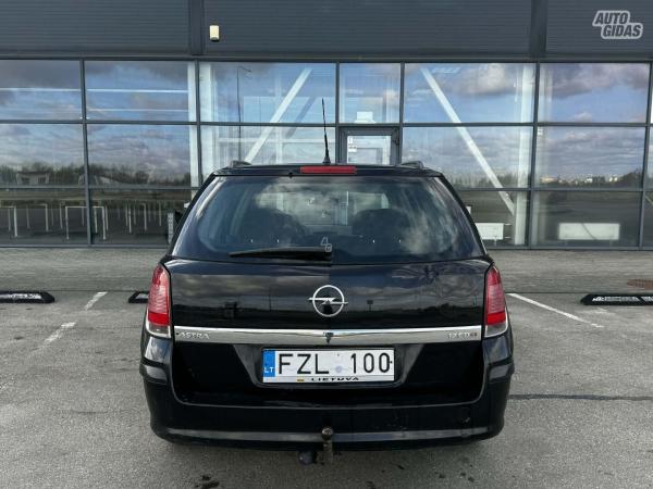 Opel Astra 2005 in Panevezys, with an engine capacity of 1.70 L and mileage of 343 thousand km for 800 €, photo 10 on AUTOMOTO.COM.LV