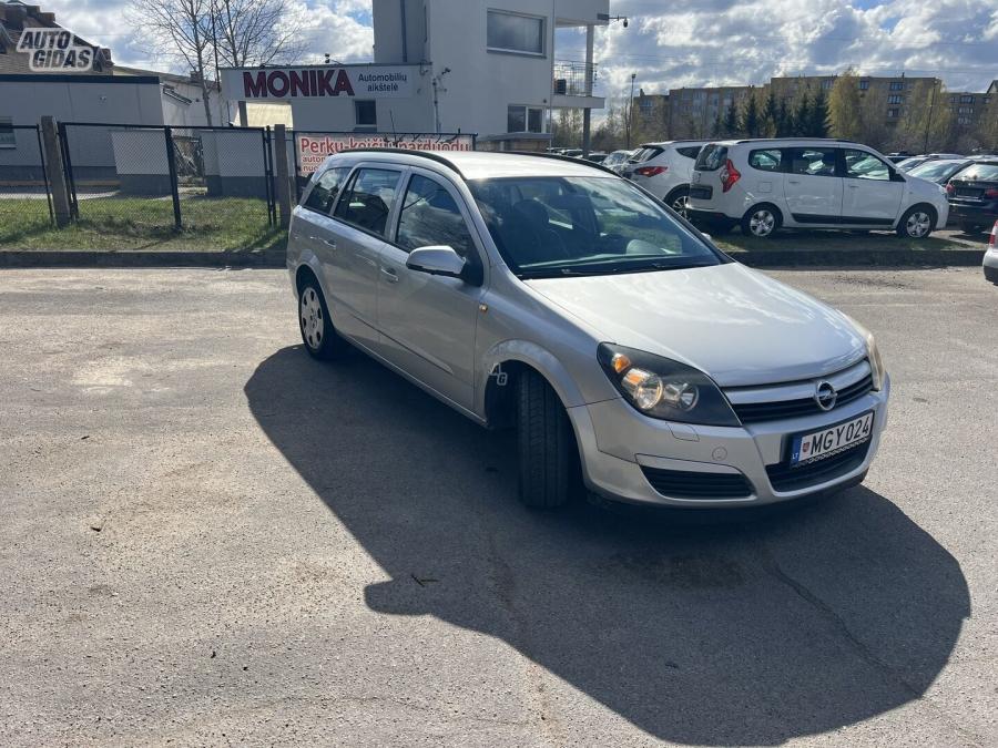 Opel Astra 2005 in Siauliai, with an engine capacity of 1.60 L and mileage of 201 thousand km for 549 €, photo 5 on AUTOMOTO.COM.LV