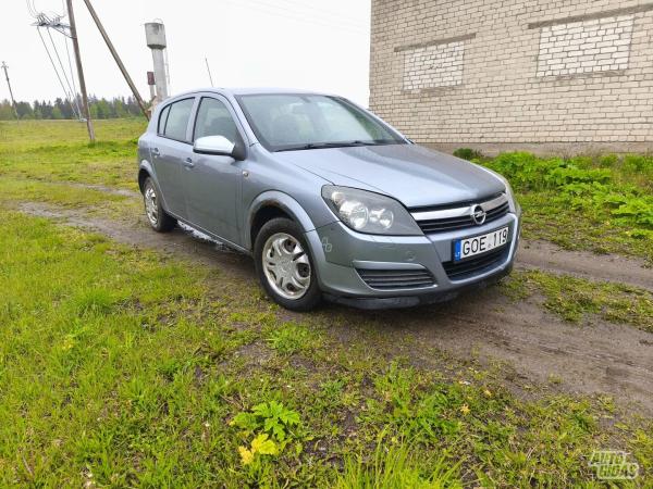 Opel Astra 2005 in Ignalina, with an engine capacity of 1.70 L and mileage of 333 thousand km for 430 €, photo 3 on AUTOMOTO.COM.LV
