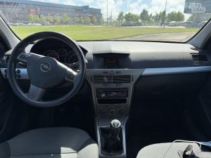 Opel Astra 2005 in Klaipeda, with an engine capacity of 1.40 L and mileage of 130 thousand km for 700 €, photo 10 on AUTOMOTO.COM.LV
