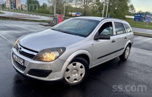 Opel Astra 2005 Daugavpils, ar dzinēja tilpumu 1.90 L un nobraukumu 295 tūkst. km par 990 €, foto 2 vietnē AUTOMOTO.COM.LV