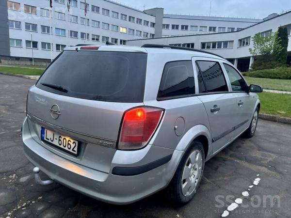 Opel Astra 2005 Daugavpils, ar dzinēja tilpumu 1.90 L un nobraukumu 295 tūkst. km par 990 €, foto 9 vietnē AUTOMOTO.COM.LV