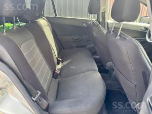 Opel Astra 2005 Daugavpils, ar dzinēja tilpumu 1.90 L un nobraukumu 295 tūkst. km par 990 €, foto 13 vietnē AUTOMOTO.COM.LV