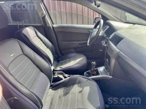 Opel Astra 2005 Daugavpils, ar dzinēja tilpumu 1.90 L un nobraukumu 295 tūkst. km par 990 €, foto 14 vietnē AUTOMOTO.COM.LV