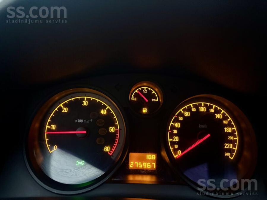 Opel Astra 2005 Daugavpils, ar dzinēja tilpumu 1.90 L un nobraukumu 295 tūkst. km par 990 €, foto 16 vietnē AUTOMOTO.COM.LV