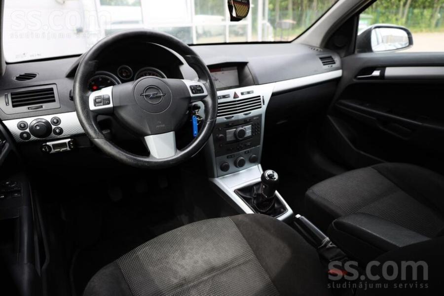 Opel Astra 2005 in Riga, with an engine capacity of 1.90 L and mileage of 0 thousand km for 995 €, photo 6 on AUTOMOTO.COM.LV