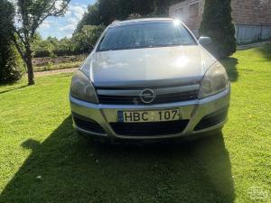 Opel Astra 2005 Kauņa, ar dzinēja tilpumu 1.70 L un nobraukumu 371 tūkst. km par 550 €, foto 4 vietnē AUTOMOTO.COM.LV
