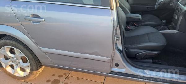 Opel Astra 2005 Ogre, ar dzinēja tilpumu 1.90 L un nobraukumu 219 tūkst. km par 2000 €, foto 7 vietnē AUTOMOTO.COM.LV