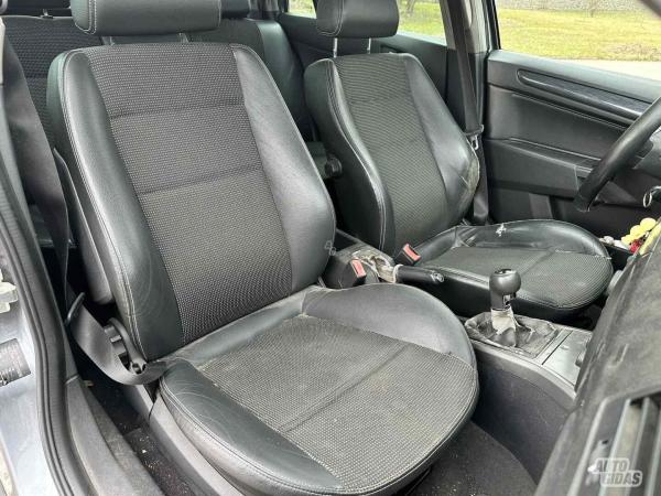 Opel Astra 2005 in Vilnius, with an engine capacity of 1.90 L and mileage of 300 thousand km for 350 €, photo 10 on AUTOMOTO.COM.LV