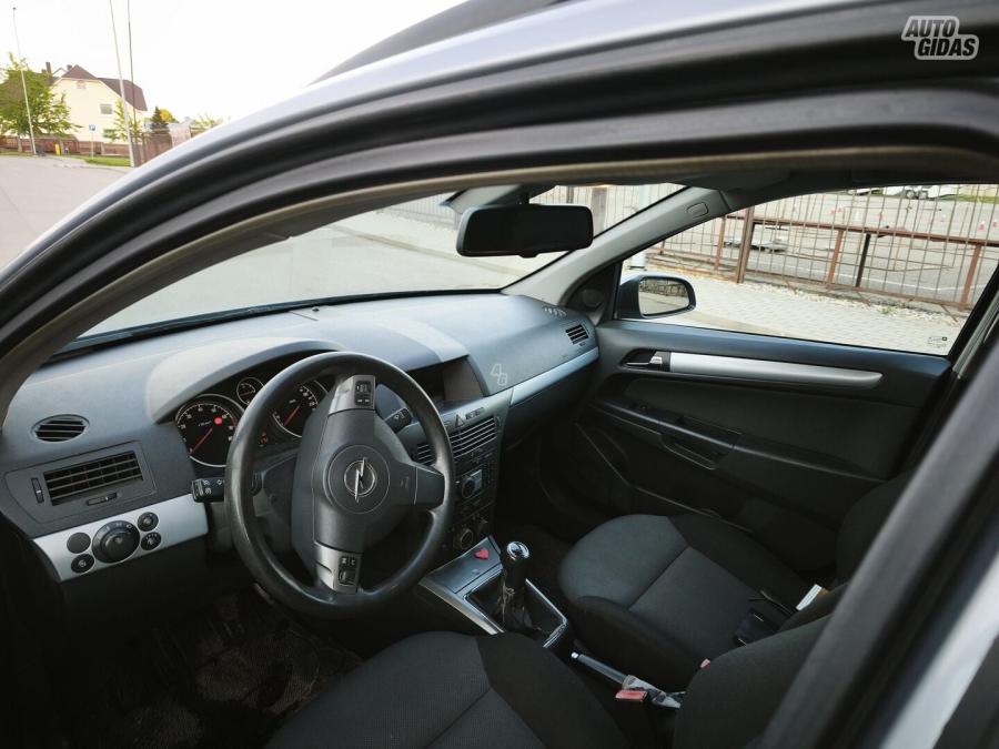 Opel Astra 2005 Telšiai, ar dzinēja tilpumu 1.60 L un nobraukumu 245 tūkst. km par 1250 €, foto 6 vietnē AUTOMOTO.COM.LV