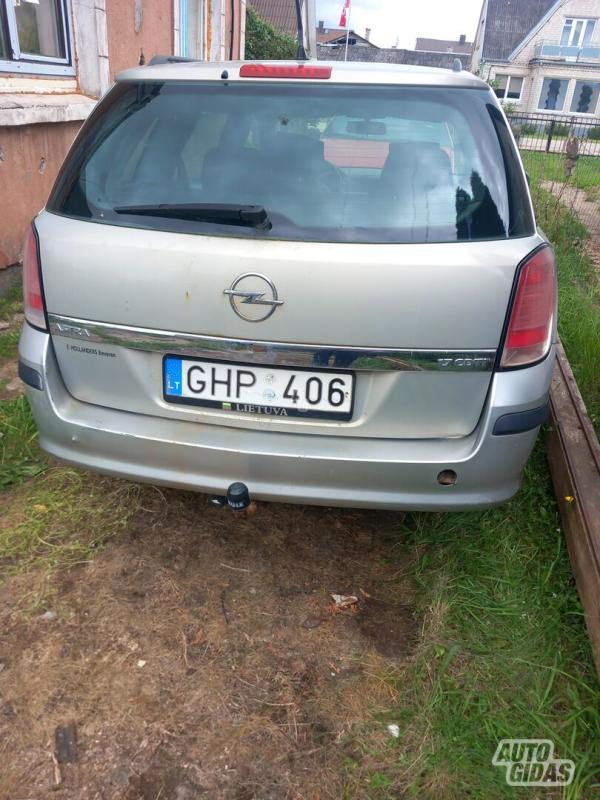Opel Astra 2005 in Ukmerge, with an engine capacity of 1.70 L and mileage of 300 thousand km for 350 €, photo 4 on AUTOMOTO.COM.LV