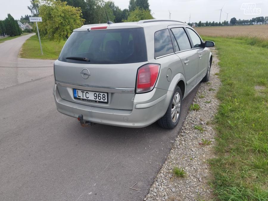 Opel Astra 2005 in Mazeikiai, with an engine capacity of 1.90 L and mileage of 0 thousand km for 650 €, photo 5 on AUTOMOTO.COM.LV