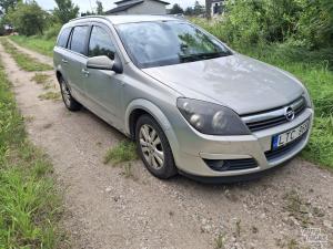Опель Астра 2005 в Мажейкяй, объемом двигателя 1.90 л и пробегом 457 тыс. км за 950 €, фото 3 на AUTOMOTO.COM.LV