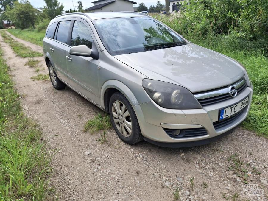 Опель Астра 2005 в Мажейкяй, объемом двигателя 1.90 л и пробегом 457 тыс. км за 950 €, фото 3 на AUTOMOTO.COM.LV