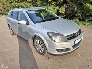 Opel Astra 2005 in Mazeikiai, with an engine capacity of 1.90 L and mileage of 456 thousand km for 1150 €, photo 3 on AUTOMOTO.COM.LV