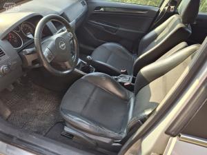 Opel Astra 2005 in Mazeikiai, with an engine capacity of 1.90 L and mileage of 456 thousand km for 1150 €, photo 6 on AUTOMOTO.COM.LV