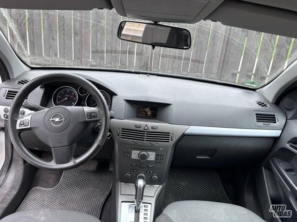 Opel Astra 2005 Viļņa, ar dzinēja tilpumu 1.90 L un nobraukumu 253 tūkst. km par 1950 €, foto 8 vietnē AUTOMOTO.COM.LV