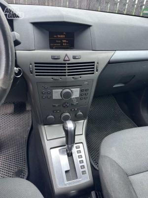 Opel Astra 2005 in Vilnius, with an engine capacity of 1.90 L and mileage of 253 thousand km for 1950 €, photo 10 on AUTOMOTO.COM.LV