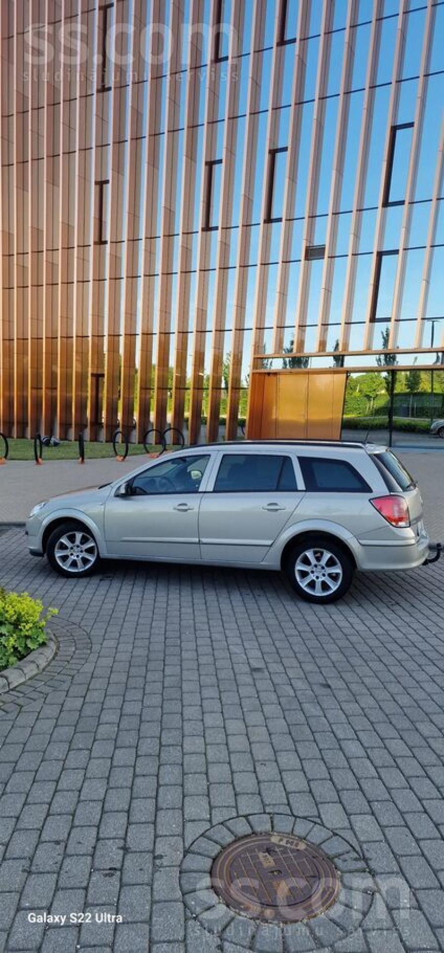 Opel Astra 2006 in Riga, with an engine capacity of 1.60 L and mileage of 202 thousand km for 3150 €, photo 11 on AUTOMOTO.COM.LV