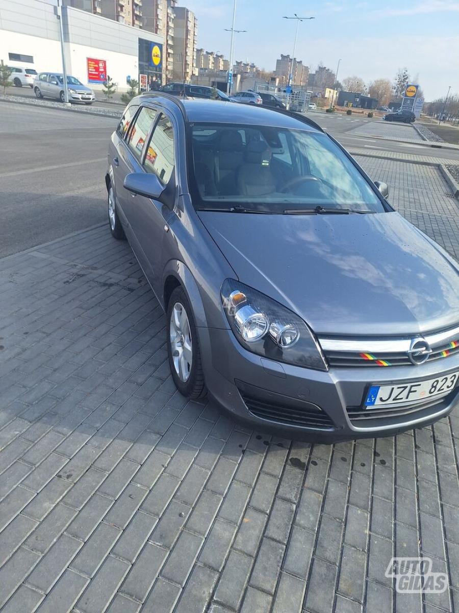 Opel Astra 2006 Kauņa, ar dzinēja tilpumu 1.90 L un nobraukumu 420 tūkst. km par 1100 €, foto 3 vietnē AUTOMOTO.COM.LV