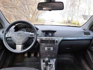 Opel Astra 2006 Telšiai, ar dzinēja tilpumu 1.90 L un nobraukumu 330 tūkst. km par 800 €, foto 6 vietnē AUTOMOTO.COM.LV